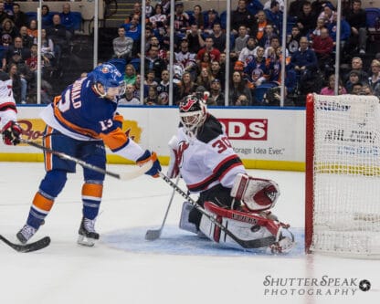 Everything You Need To Know About Photographing Ice Hockey – Shutter Speak